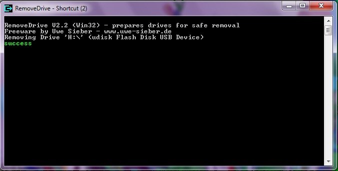 Safely remove USB device with RemoveDrive software for Windows