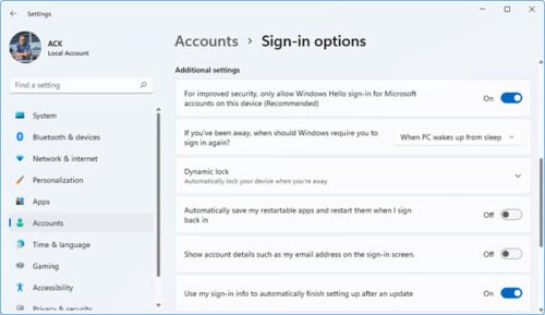 How to remove Email address from Login screen in Windows 11