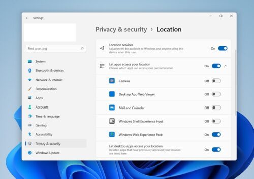How does Windows find my location automatically?