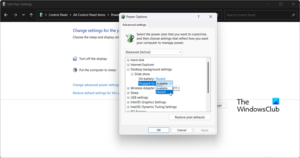 Wallpaper changes automatically after restart in Windows 11/10