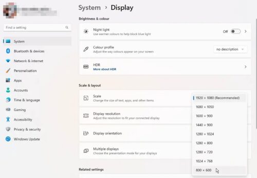 Screen shifted to the right or left in Windows 11